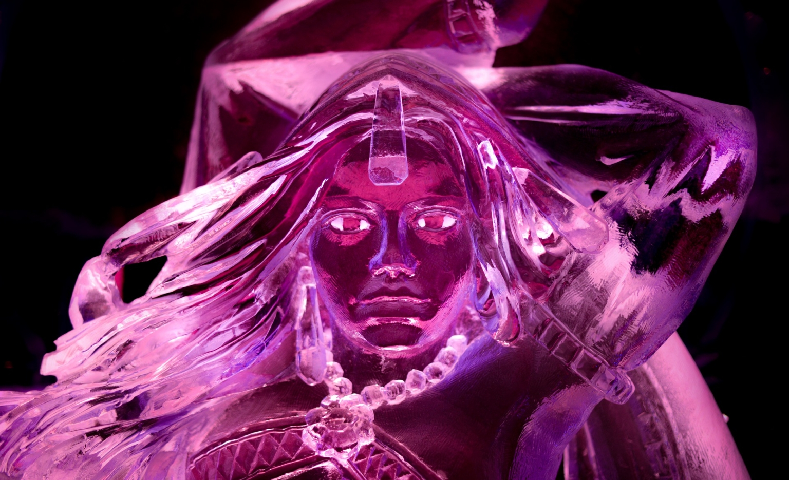 40 Insane Ice Sculptures | The Jotform Blog