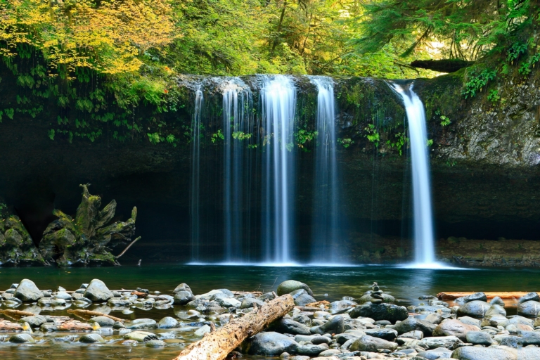 40 Beautiful Examples of Waterfalls Photography | The Jotform Blog