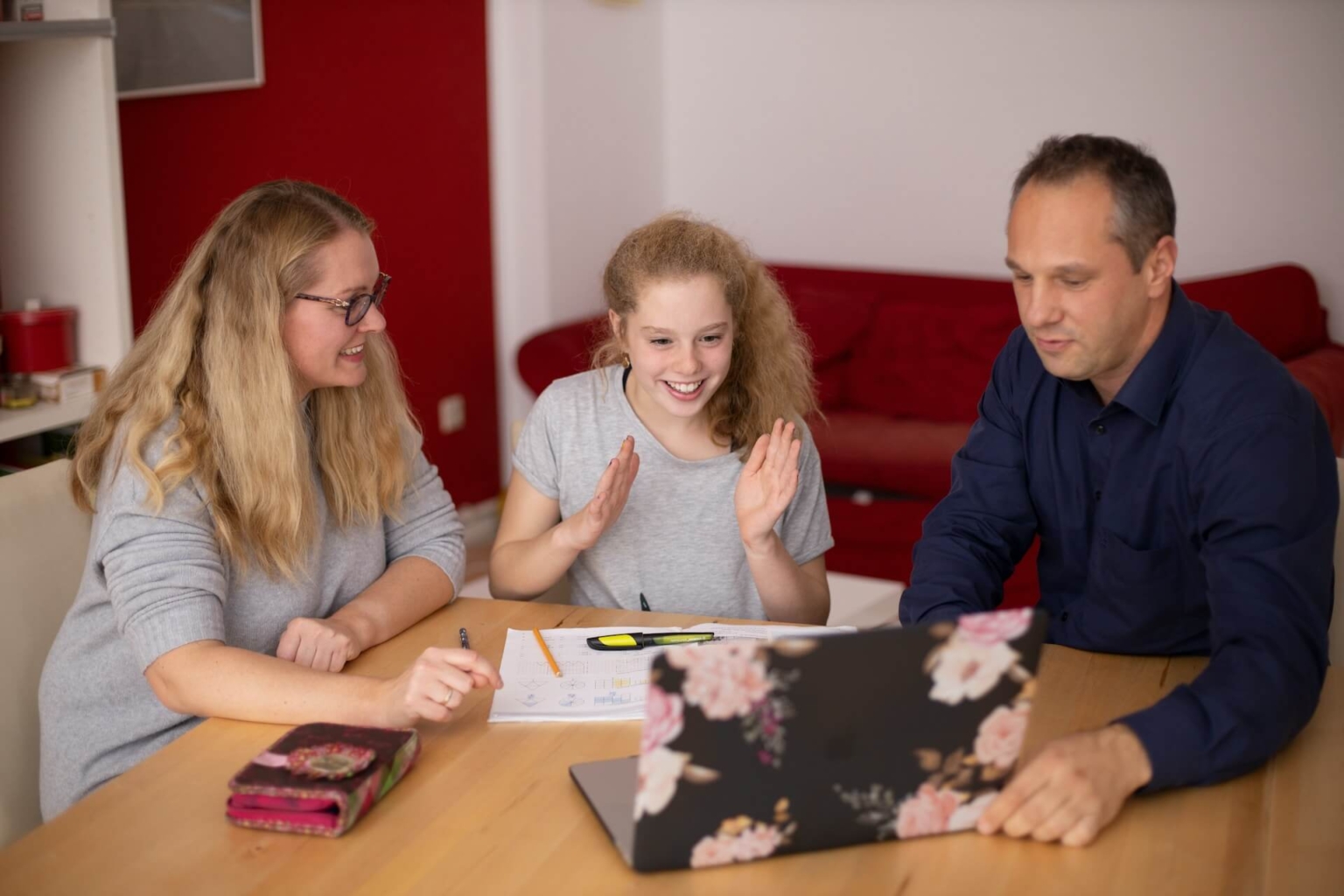 The 12 best parent engagement strategies in school | The Jotform Blog