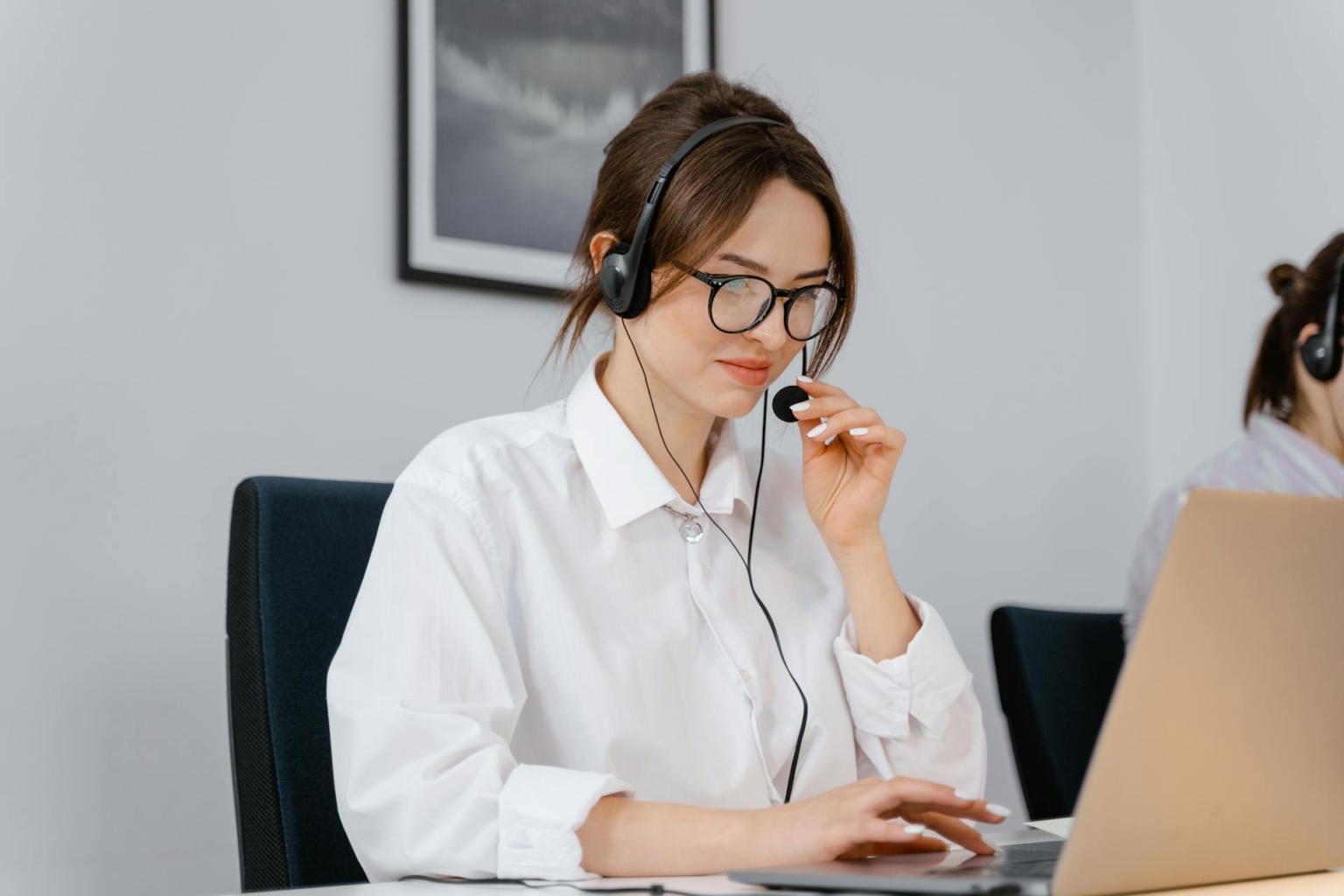 The pros and cons of AI in customer service | The Jotform Blog